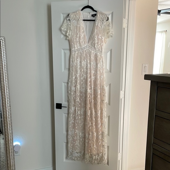 Aakaa | Dresses | Elegant White Lace Maxi Dress | Poshmark